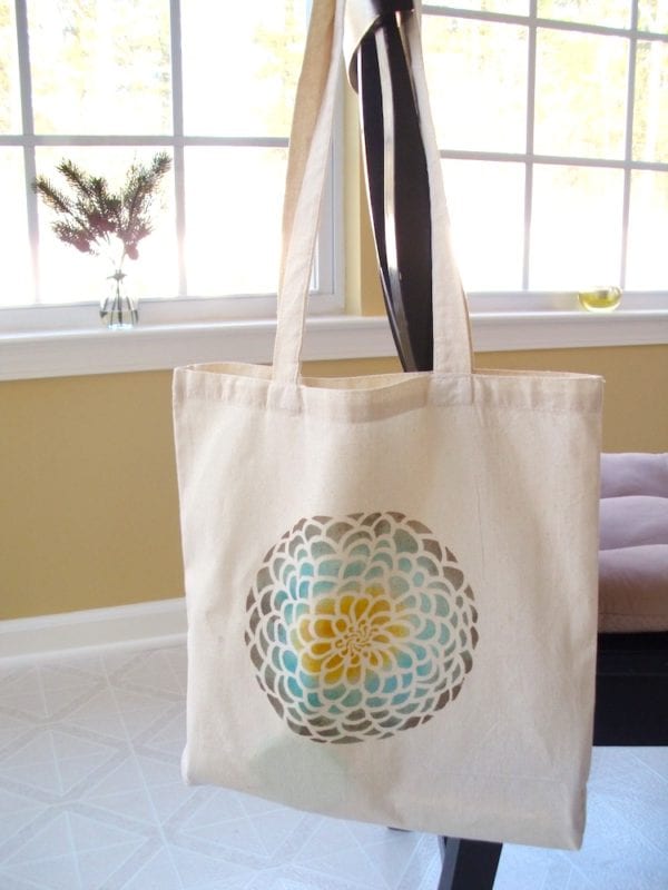 How to Stencil a Canvas Tote Bag - Garden Sanity by Pet Scribbles