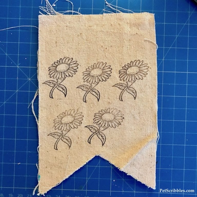 Farmhouse Decor: How to make a charming sunflower banner! - Garden ...