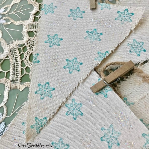 DIY Sparkling Stamped Snowflake Banner - Garden Sanity by Pet Scribbles